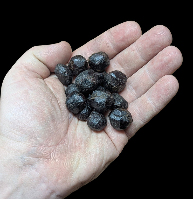 Raw Garnet Crystal – Paxton Gate